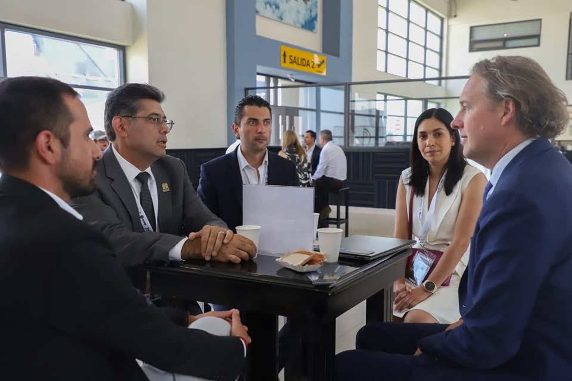 Oaxaca busca ser actor clave en la industria aeroespacial de México - Oaxaca Informa